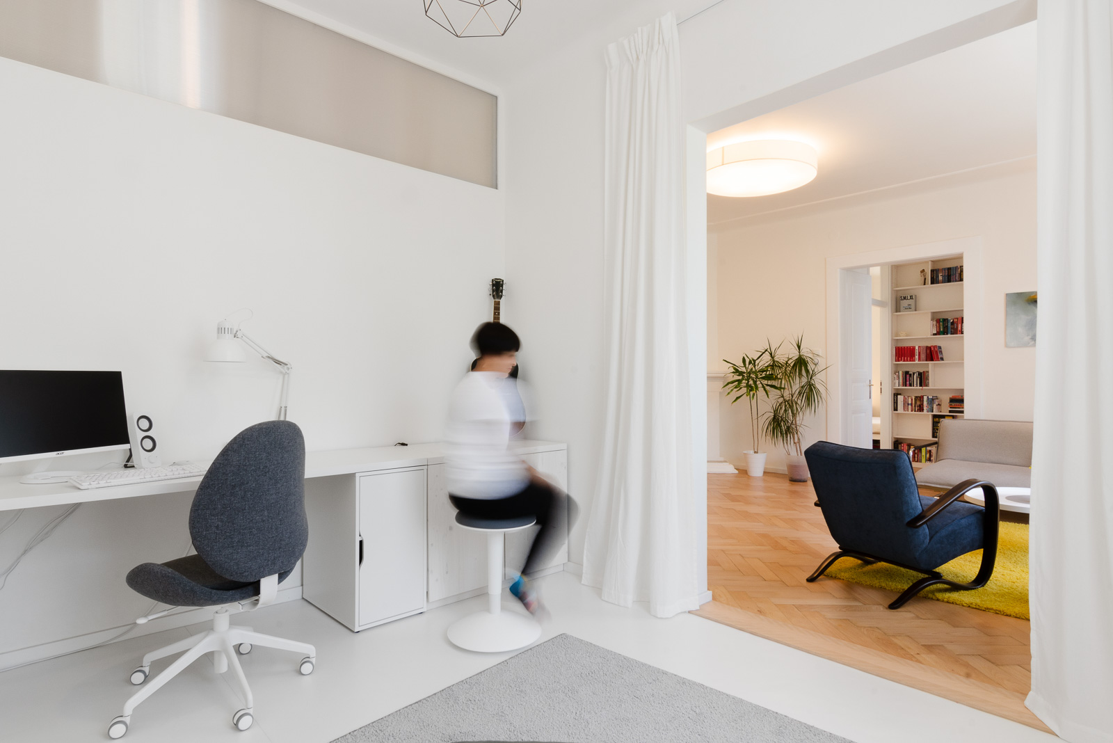 Polyfunkční dům – Fotograf Jiří Alexander Bednář